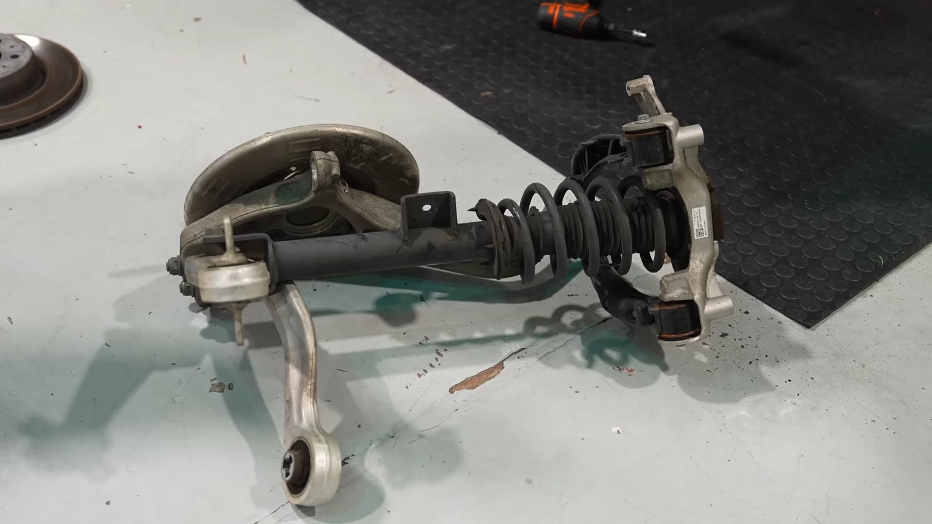 DriftHQ Builds A Drifting Tesla, And It's Shockingly Good - DRIFTED